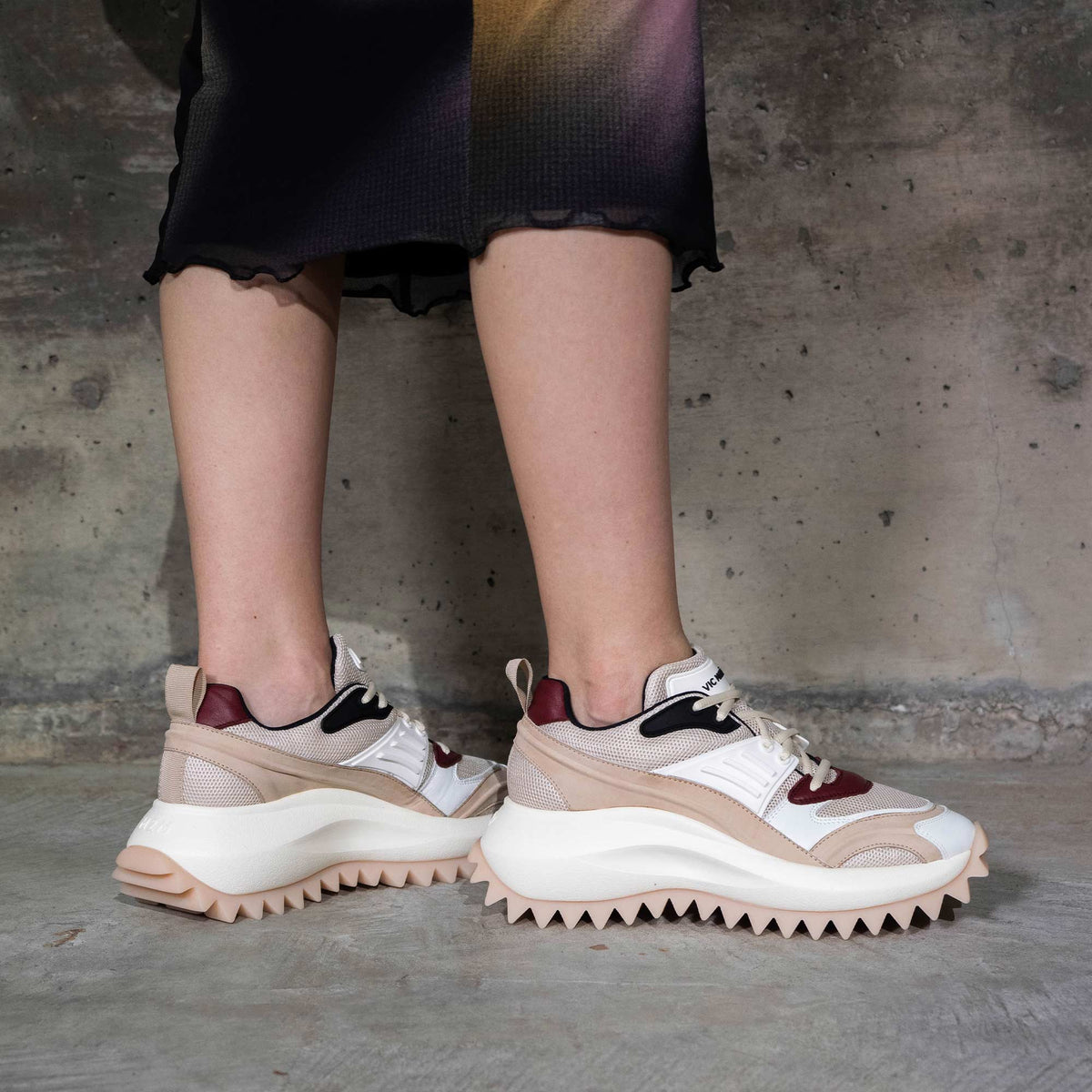 Ducati - Rose / Bordo– Head Over Heels NZ