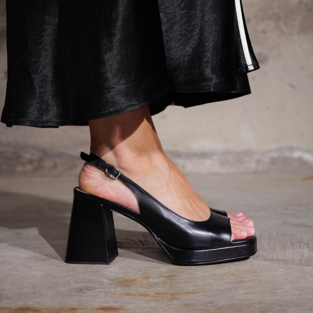 Helena - Black– Head Over Heels NZ